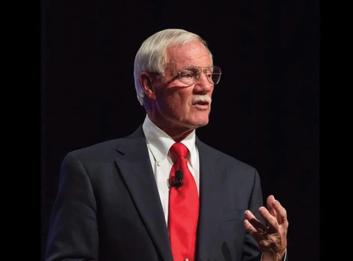 Vietnam Vets Ed Hubbard and Tom Moody: Heroes Among Us - FWB Life ...